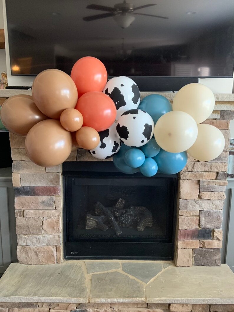 Barnyard Balloon Garland Farm Balloon Garland Oink Moo - Etsy