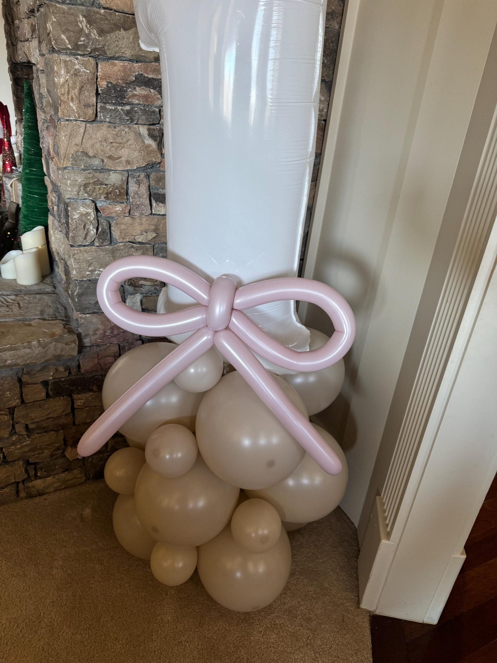 Dusty Pink Bow Balloon Kit | Pink Bow Birthday Balloons | Pink Gingham ...