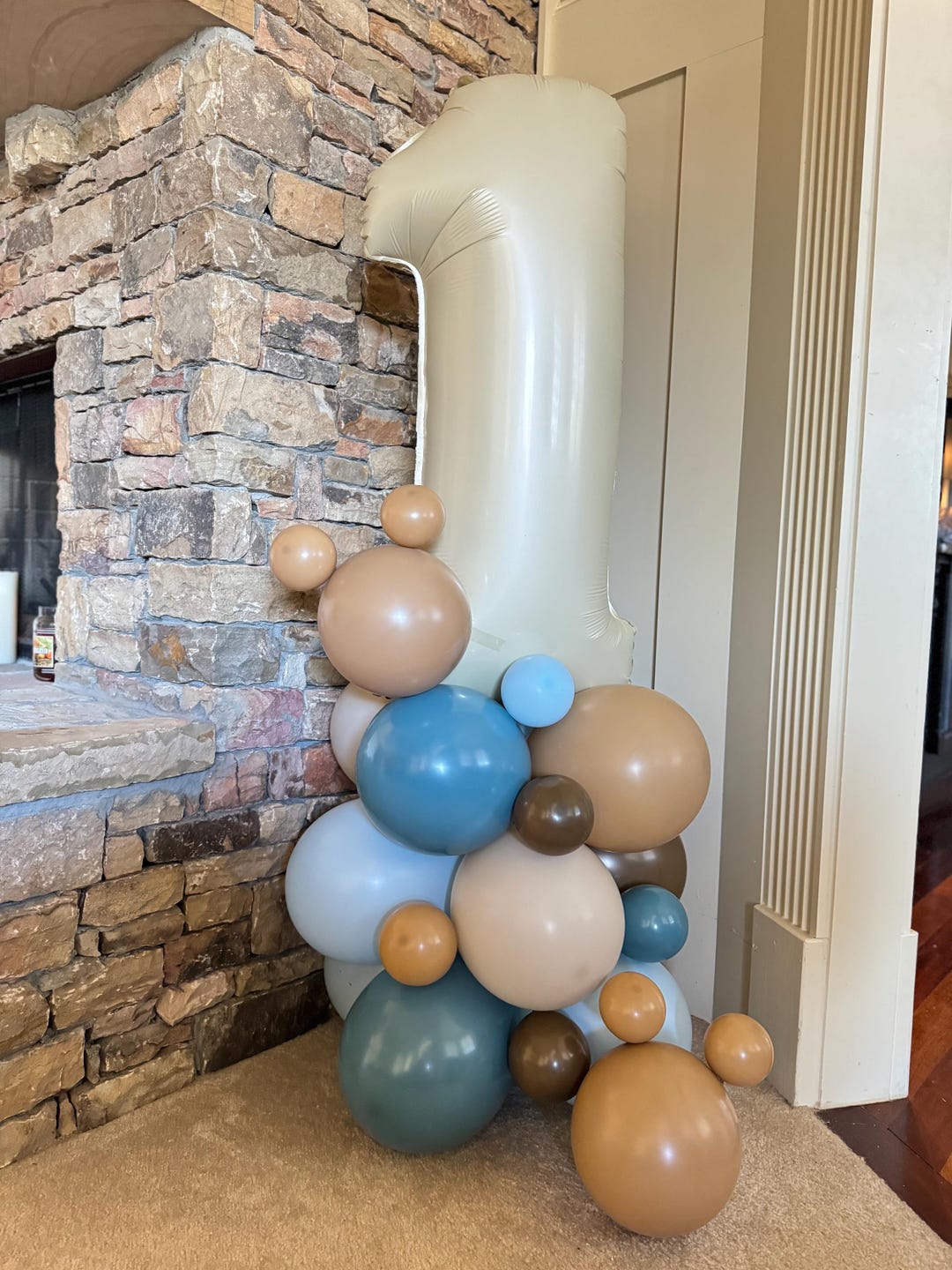 Teddy Bear Balloon Tower Kit | Beary First Birthday Balloon Tower ...