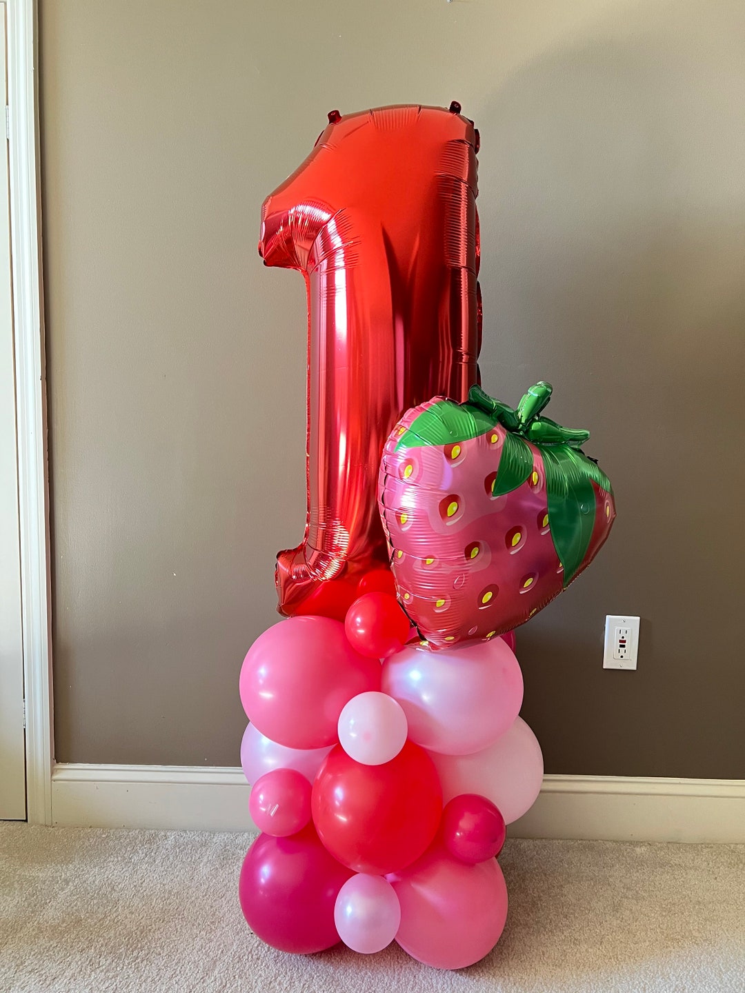 Strawberry Balloon Tower Kit | Berry First Balloons | Berry Sweet to Be ...