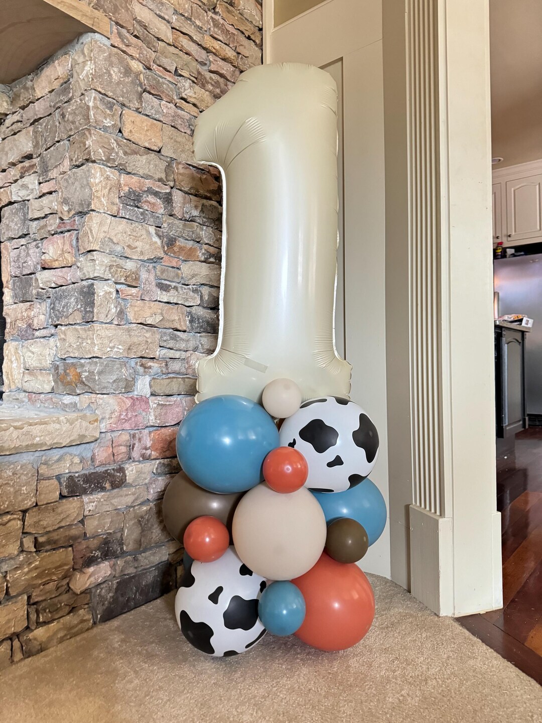 My First Rodeo Birthday Balloon Tower Kit | First Rodeo Barnyard ...