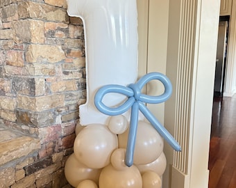 Hullaballoons