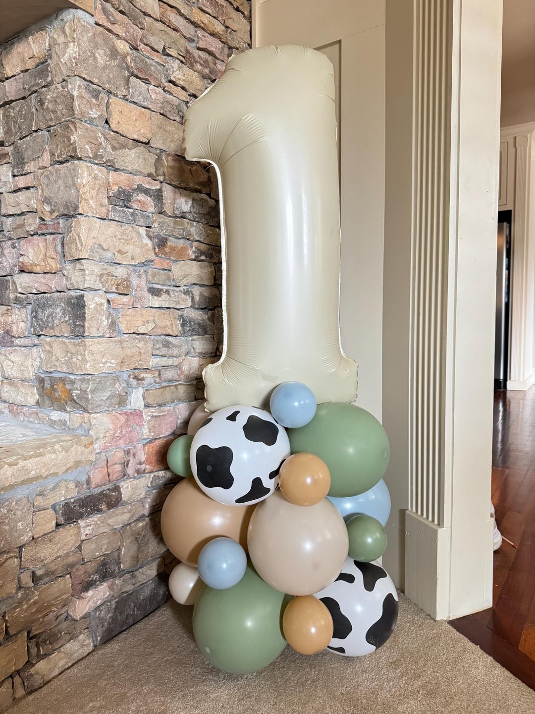 Little Cowboy Balloon Tower Kit | First Rodeo Barnyard Balloon Tower ...