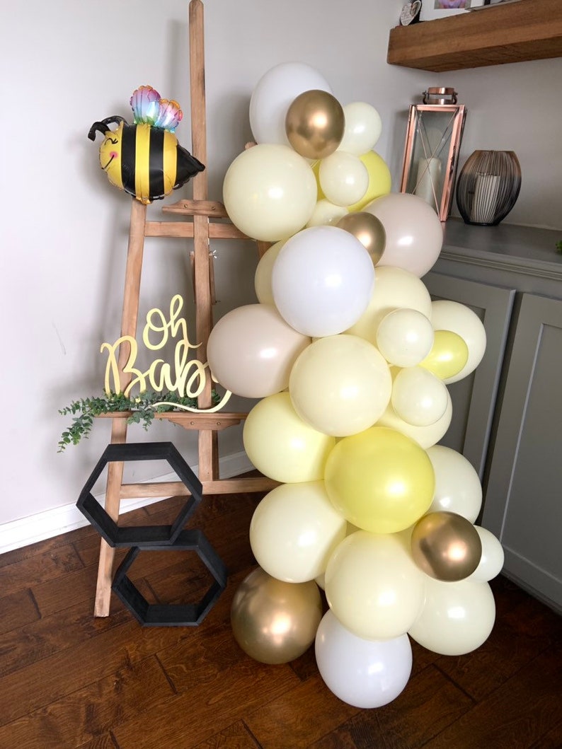 Bumblebee Balloon Garland | Honeybee Balloons | Baby to Bee Baby Shower ...