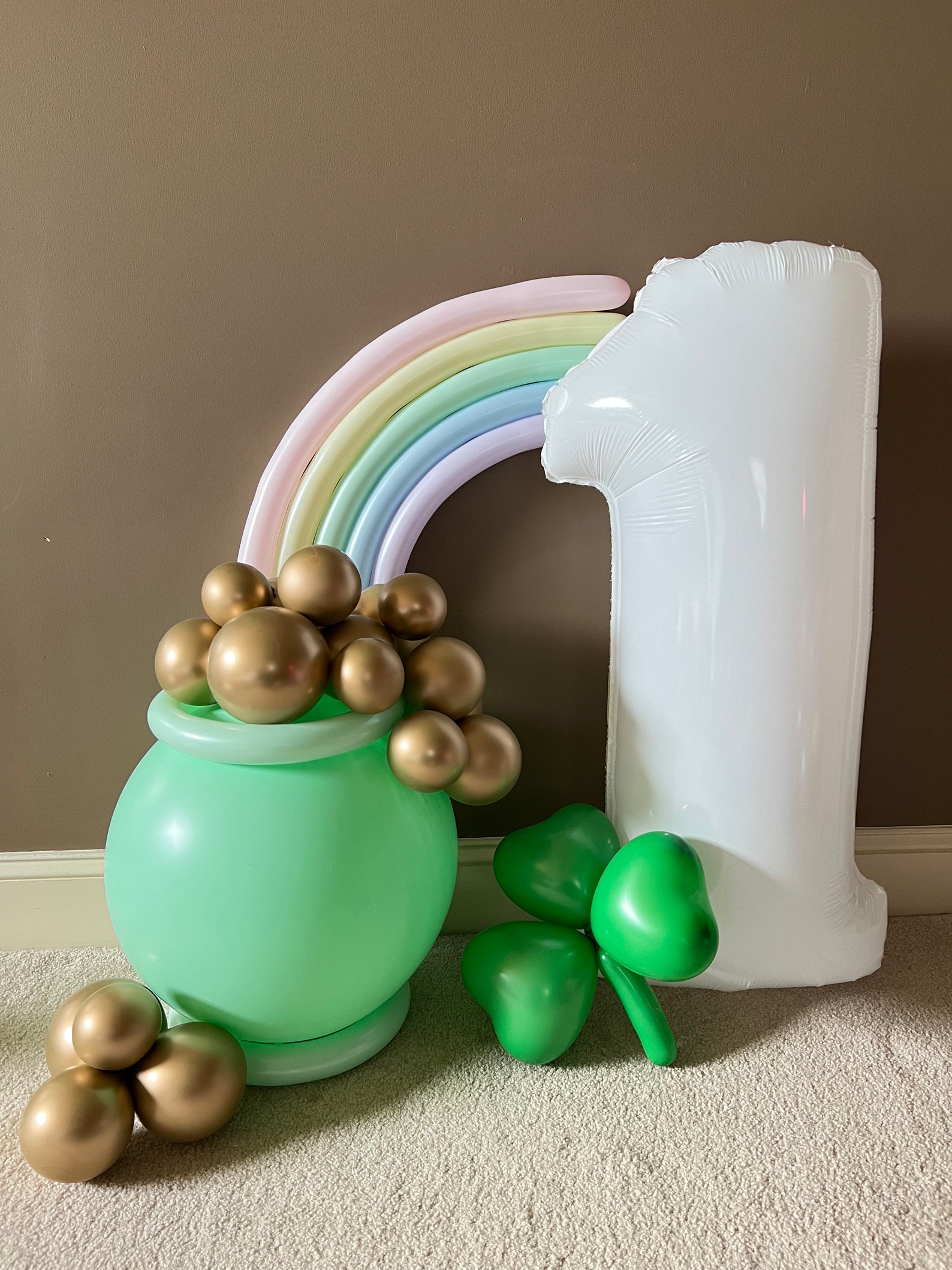 Lucky One Balloon Display Kit | One Lucky Dude Balloons | Irish ...