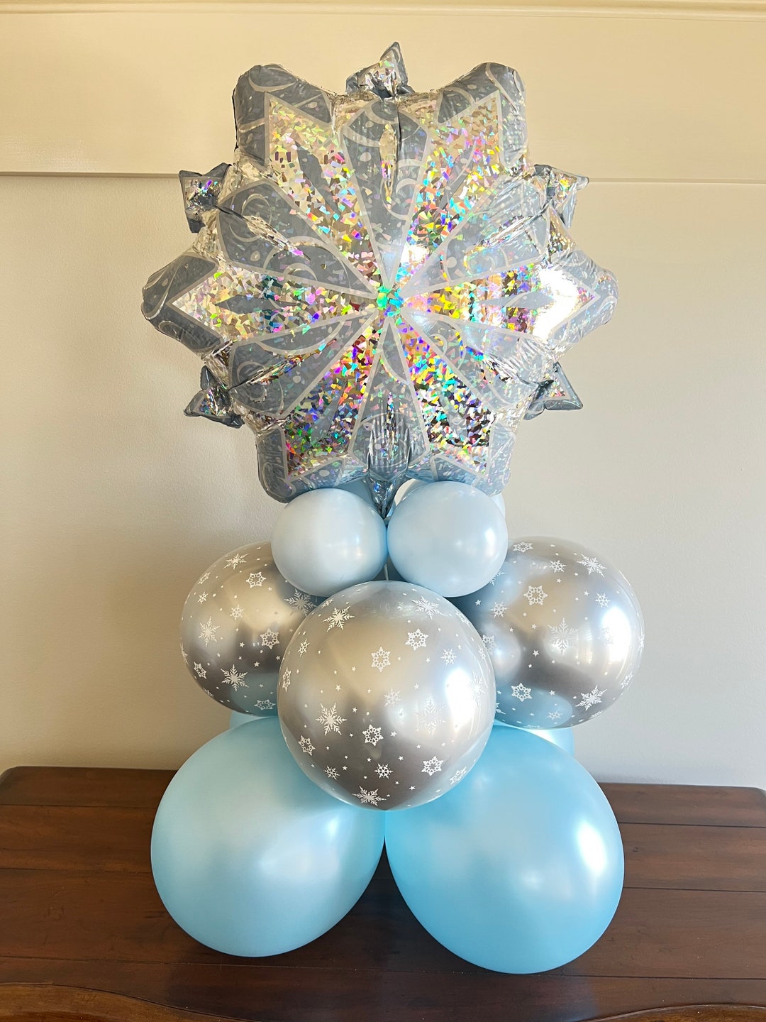 Snowflake Balloon Centerpiece DIY Kit | Winter Gender Reveal Party ...