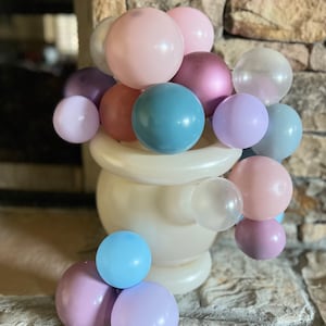 Baby is Brewing Balloon Cauldron 11” Kit | Halloween Balloons | Groovy ...