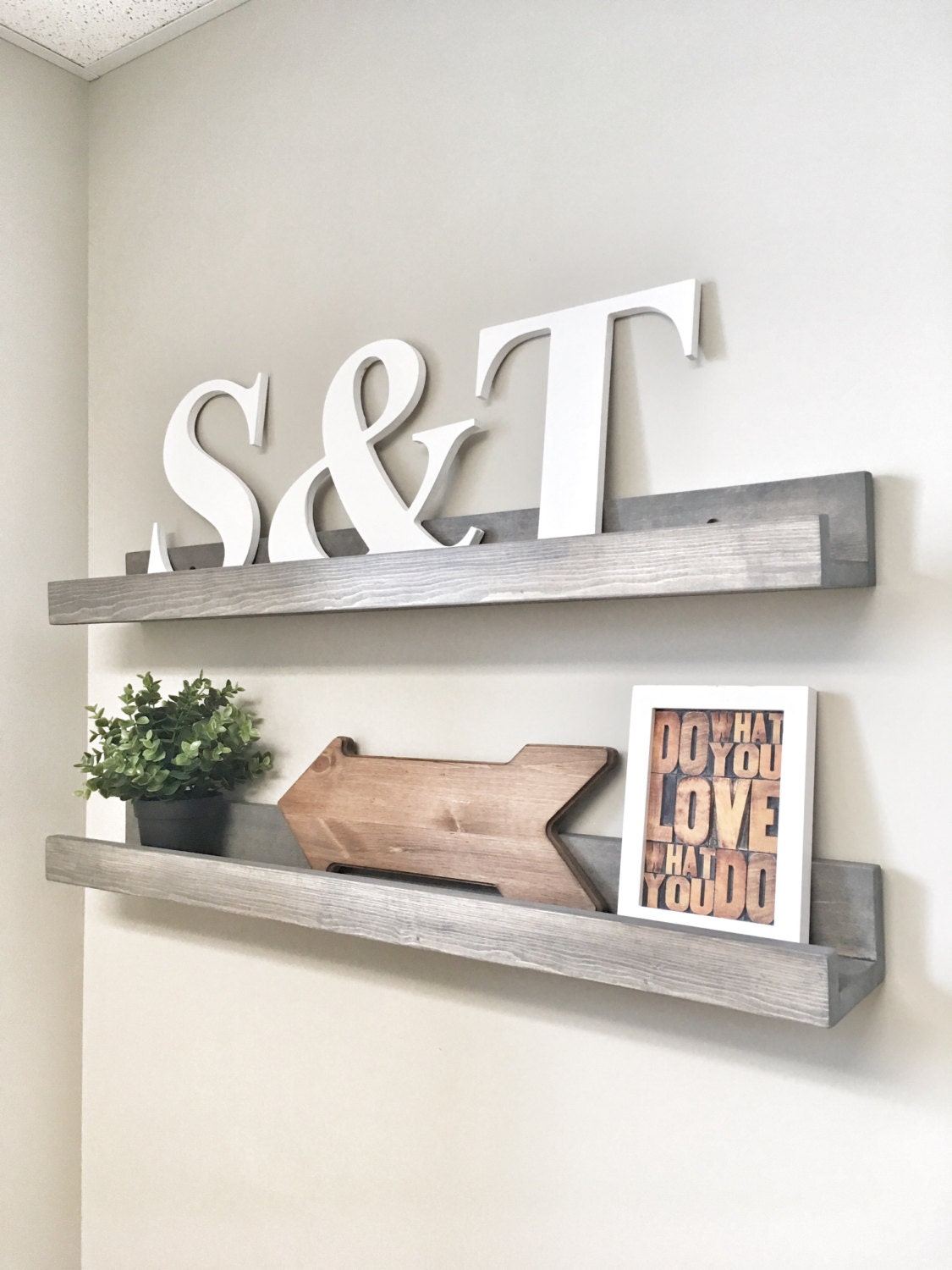 Floating Wall Shelves Decorating Ideas