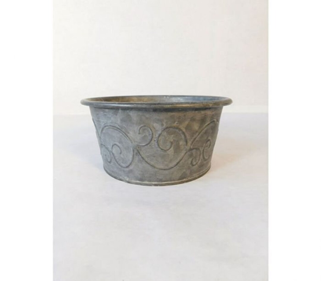 Galvanized Round Bucket Planter - Etsy