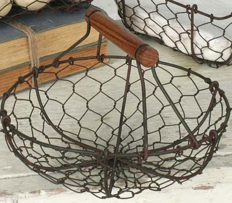 Small Round Chicken Wire Basket Wooden Handle - Etsy