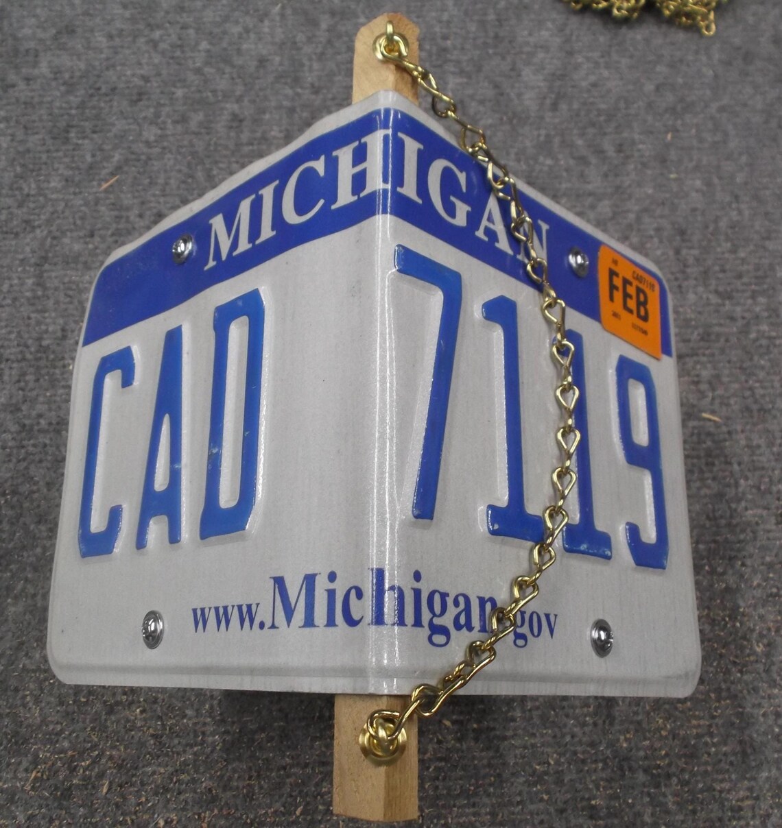 Pure MICHIGAN Diamond Shape Wren Birdhouse Metal Hanging Chain Cedar ...
