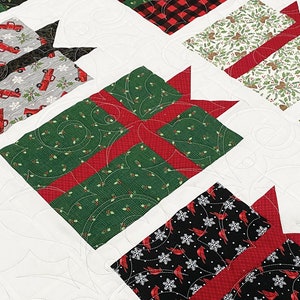 Christmas Present Quilt Pattern - PDF Pattern (table Runner Size ...
