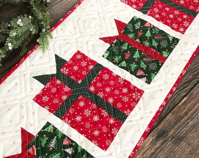 Christmas Present Table Runner - PDF Pattern - Etsy