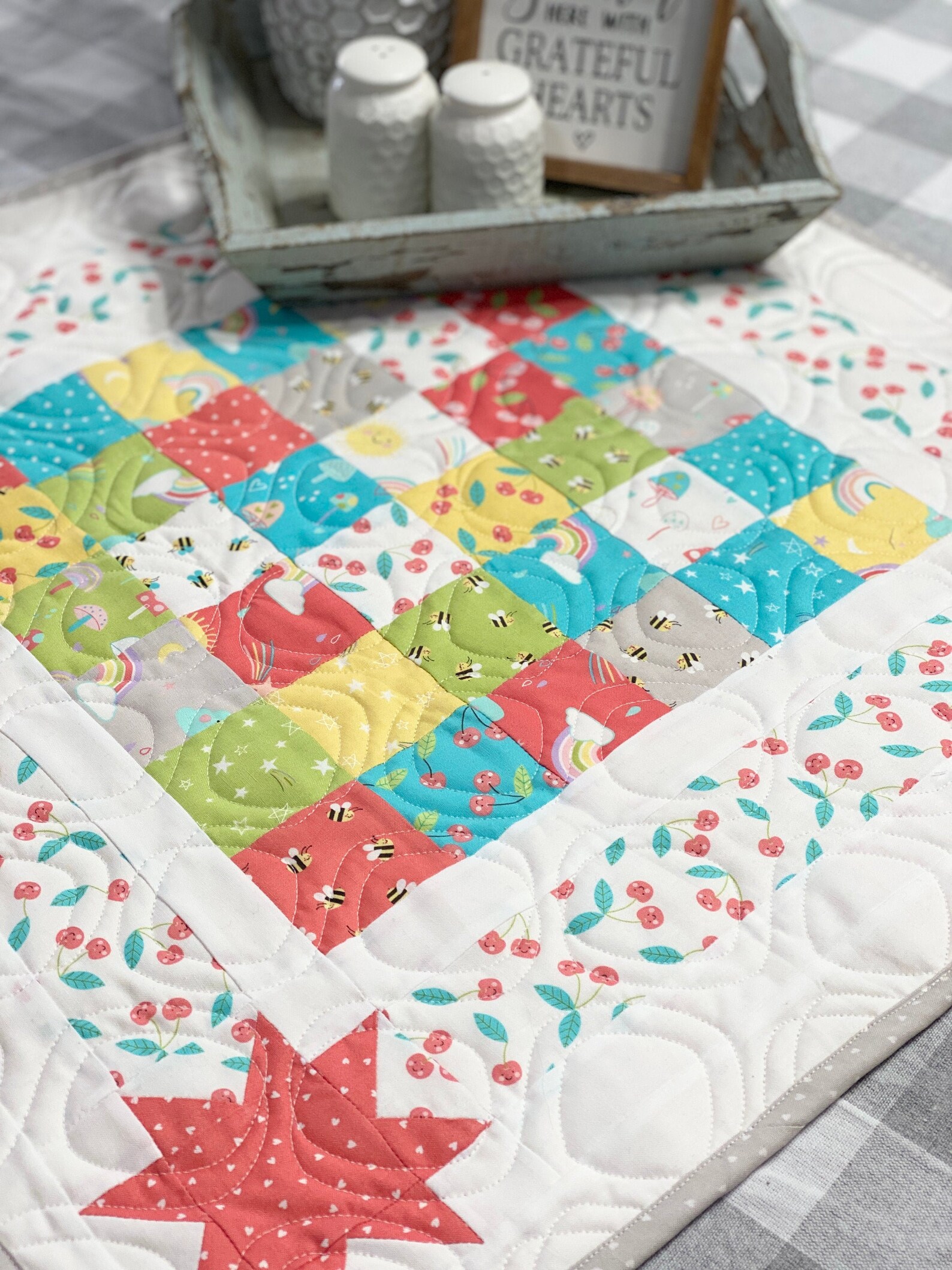 Sunshiny Day Table Topper PDF Pattern - Etsy