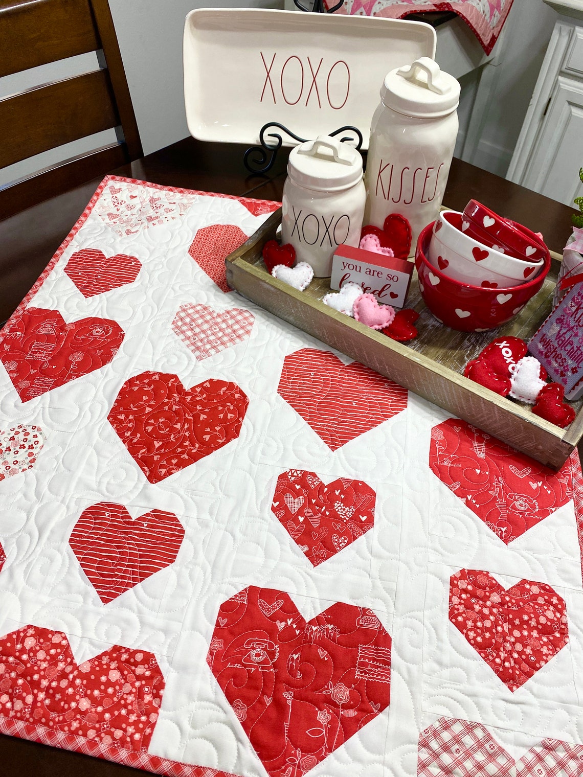 Falling in Love Table Topper PDF Pattern | Etsy