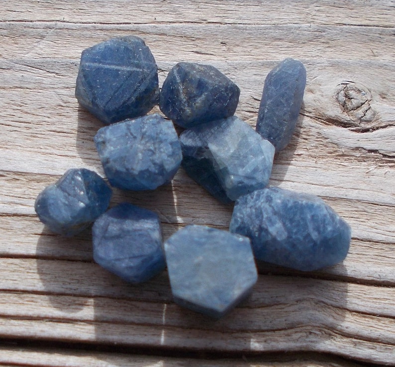 Saphir brut saphir brut pierre de naissance de septembre - Etsy France