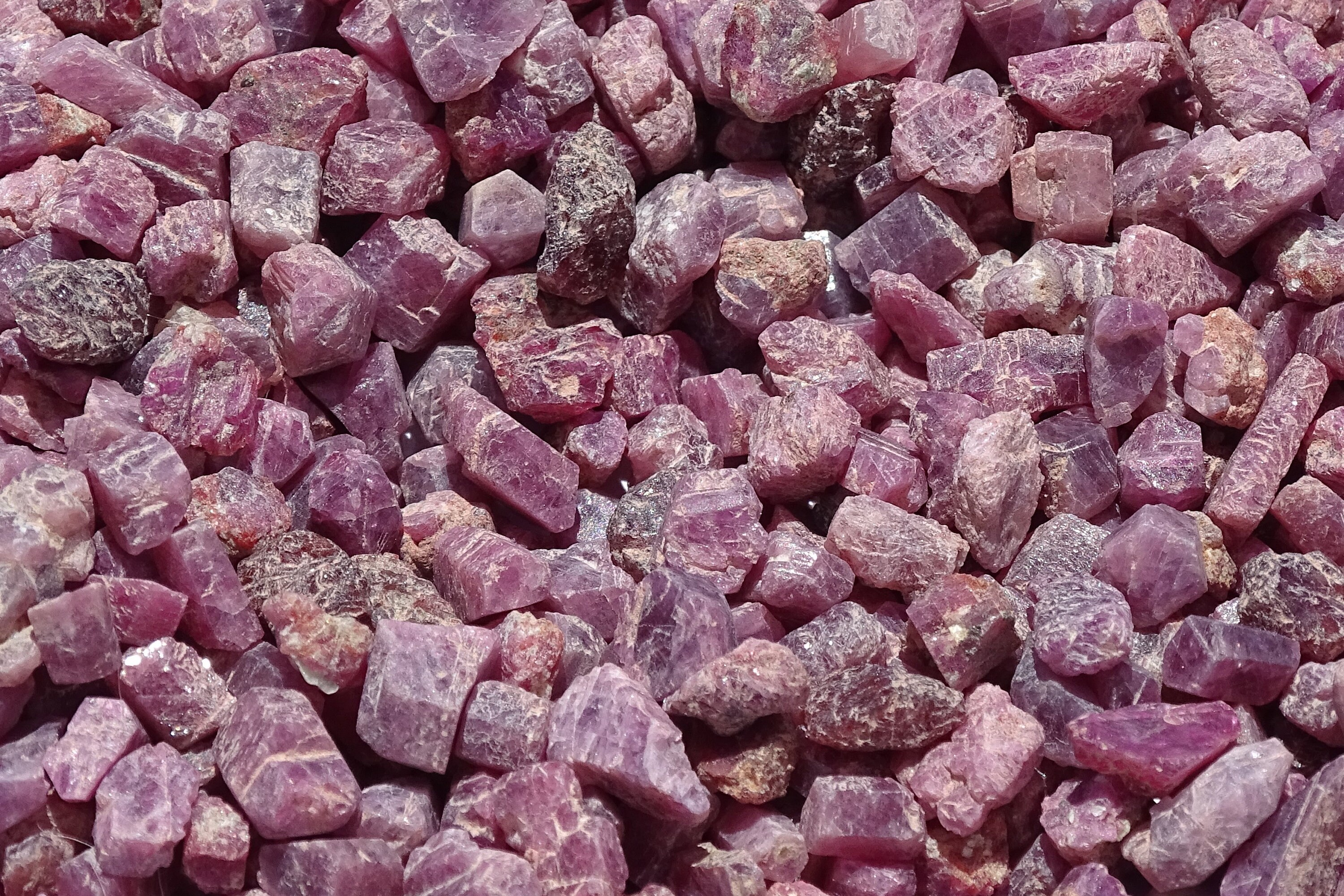 Rough ruby gemsraw ruby crystalsjuly birthstoneraw | Etsy