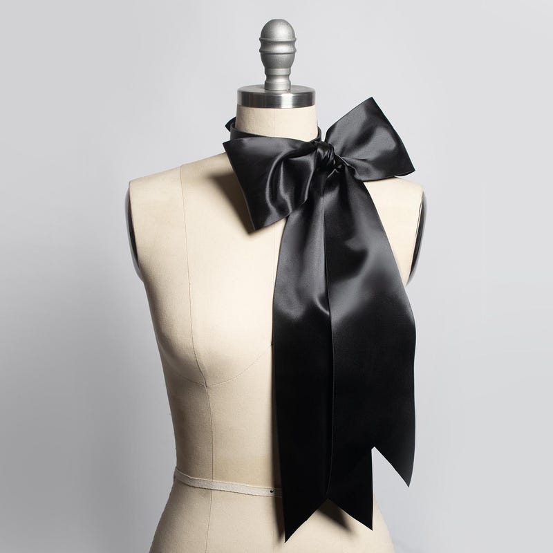 Bow Goth Choker - Etsy