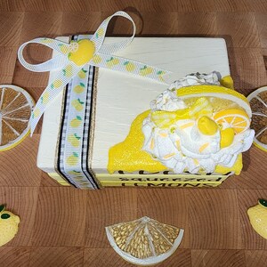 Fresh Squeezed Lemons Mini Bookstack, Lemon Themed Decor, Lemons ...