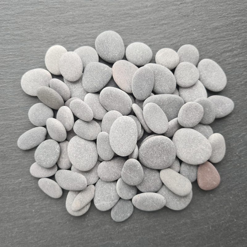 Flat Smooth Stones Small - Etsy UK