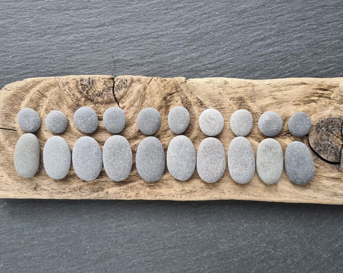 Set of 10 Mini Pebble People for Craft: 20 Small Flat Stones - Etsy