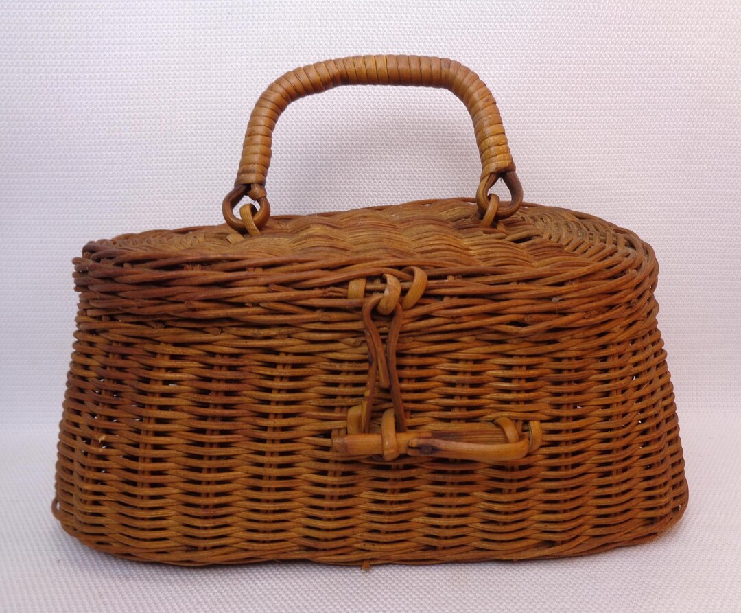 Vintage Small Fishing Creel, Vintage Small Split Willow Fishing Creel ...