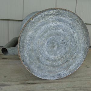 Vintage Galvanized Oil Can Pitcher, Vintage Galvanized 4 Quart Oil ...