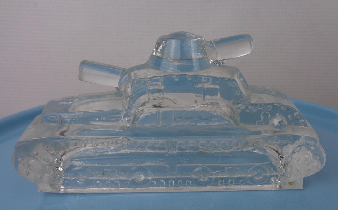 Vintage Victory Glass 1940s USA Army Tank Candy Container, Victory ...
