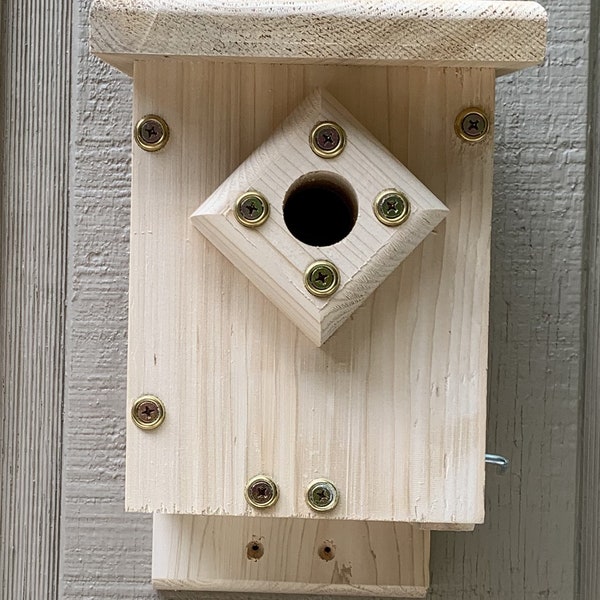 Chickadee Bird House - Etsy