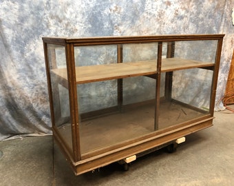 Vintage display case | Etsy
