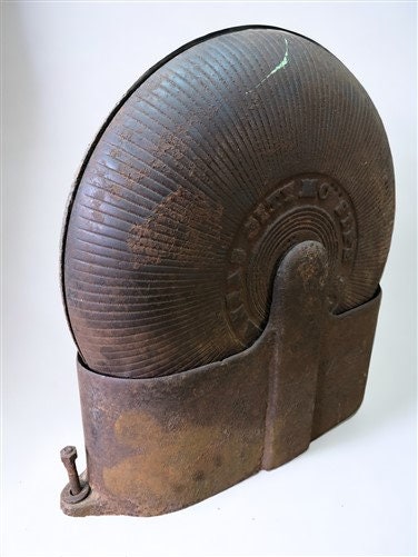 Sipe Mfg Two Wheel Hog Pig Oiler Cast Iron Steampunk, Vintage Yard ...