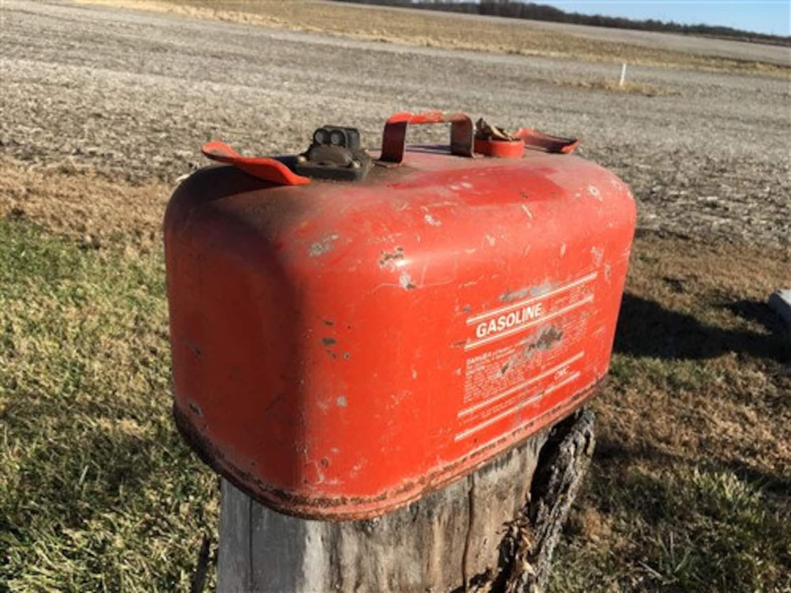 6 Gallon OMC Gasoline Gas Fuel Tank, Vintage Outboard Boat Motor Gas ...