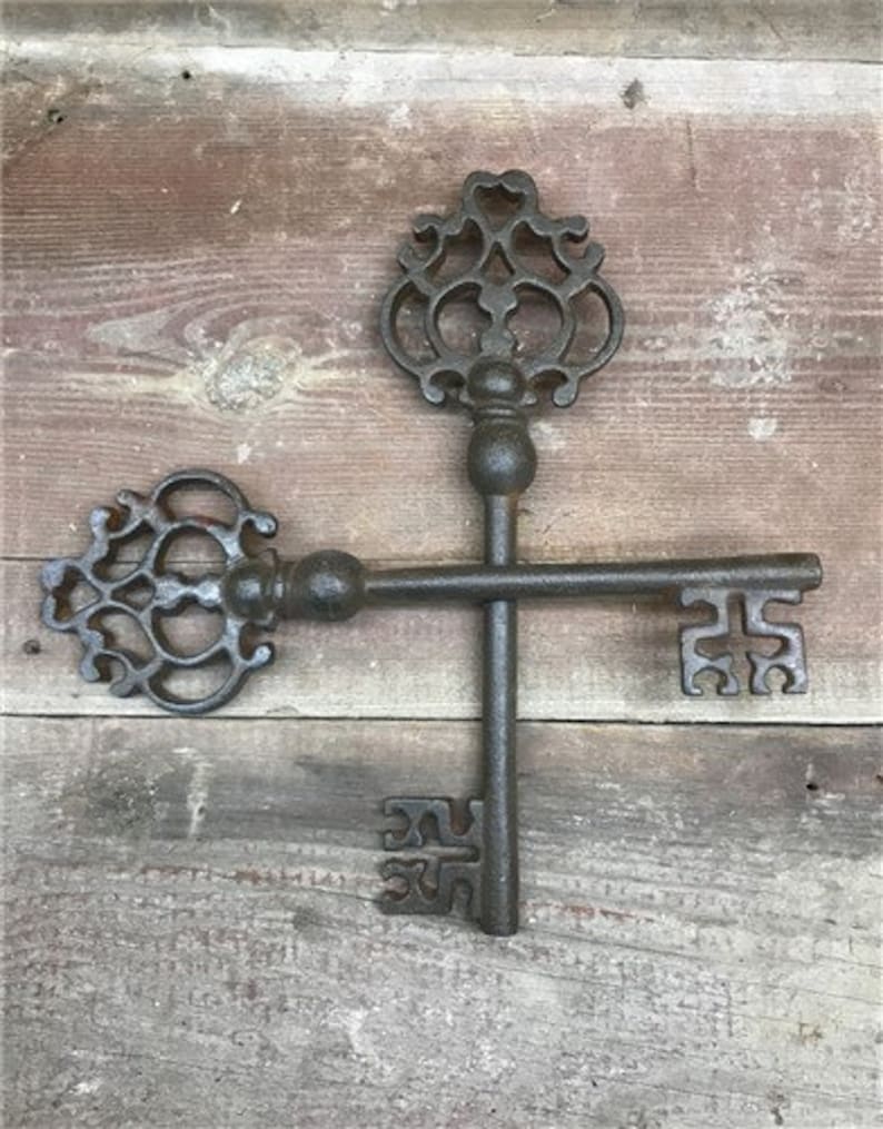 Large Rustic Skeleton Keys Victorian Keys Cast Iron Skeleton - Etsy