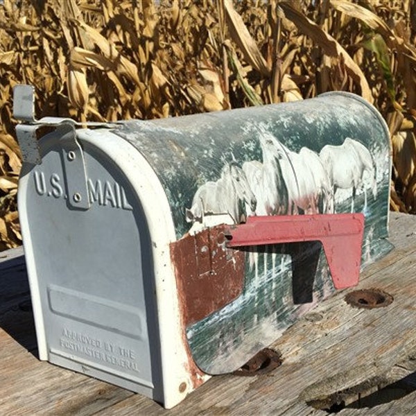 Vintage Mailbox - Etsy
