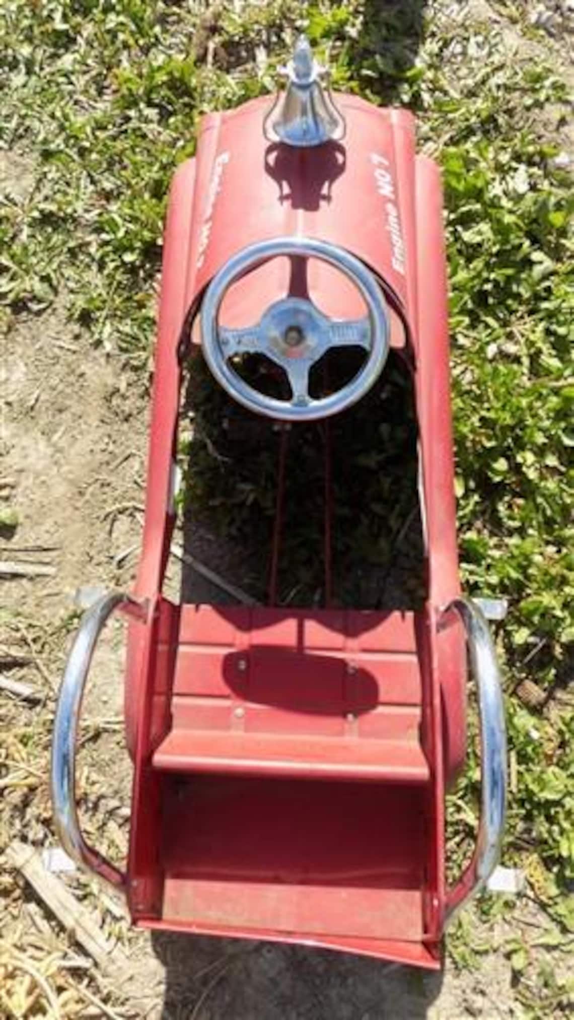Pacific Cycle Instep Fire & Rescue Engine No 7, Toy Pedal Fire Truck ...