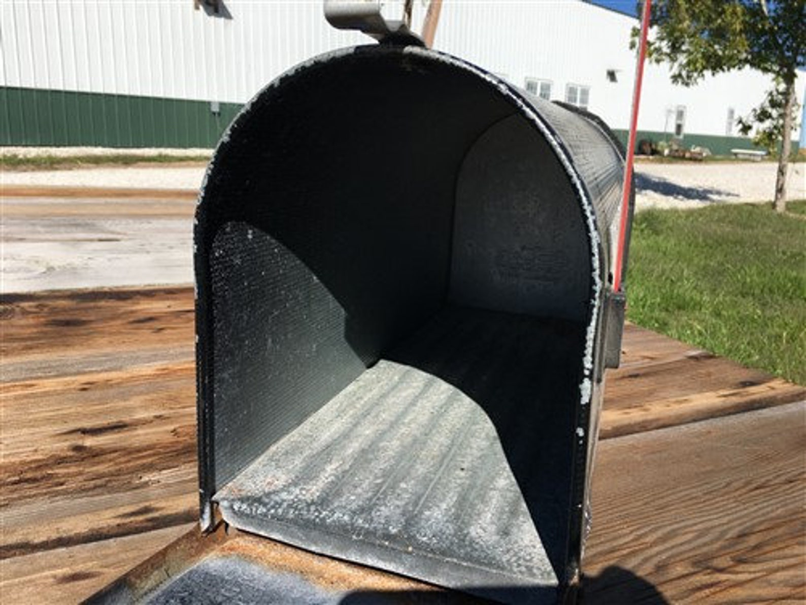 Classic Metal US Mailbox Country Road Farm House Old School Vintage ...