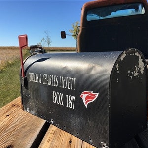 Classic Metal US Mailbox Country Road Farm House Old School Vintage ...
