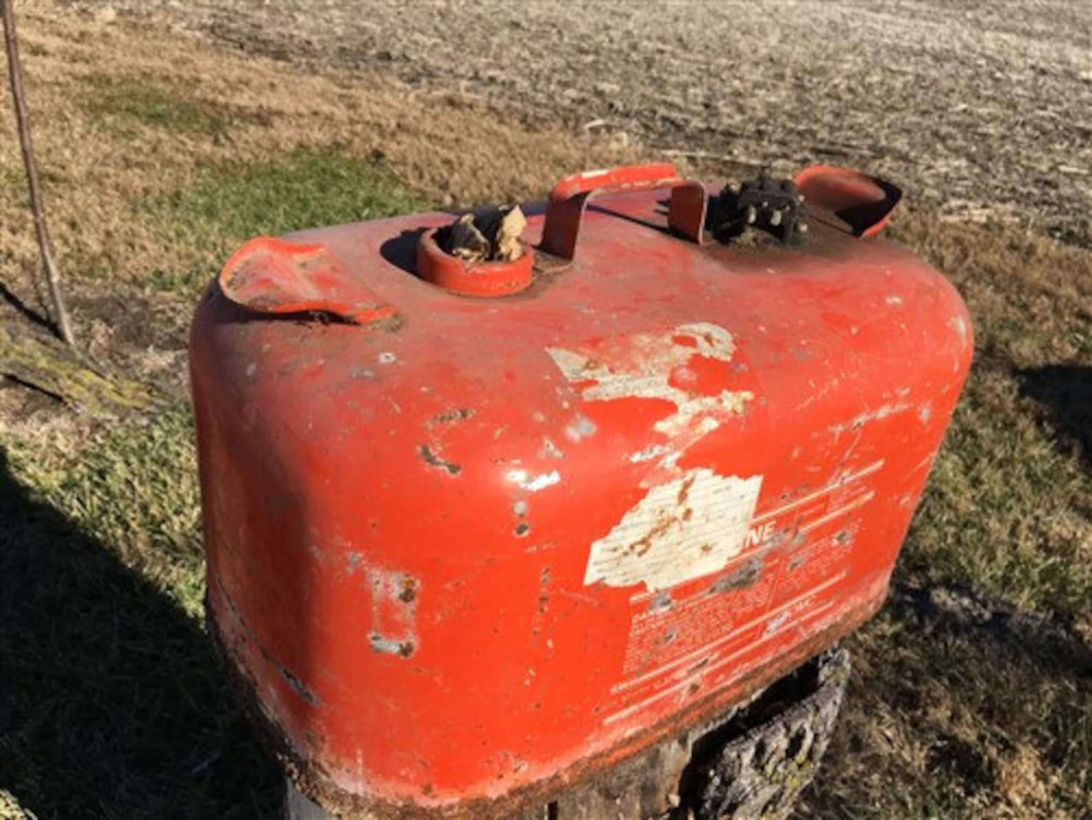 6 Gallon OMC Gasoline Gas Fuel Tank, Vintage Outboard Boat Motor Gas ...