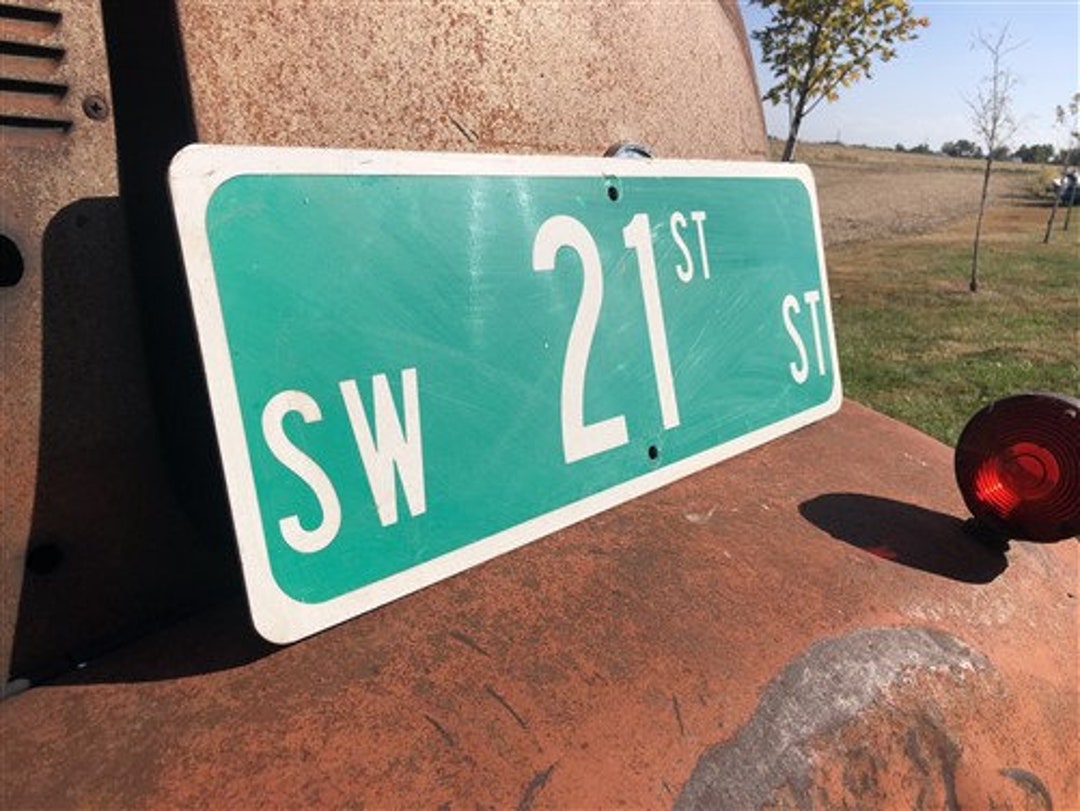 SW 21st Av Street Sign, 9x24 Vintage Green Road Sign, Metal Road Sign ...
