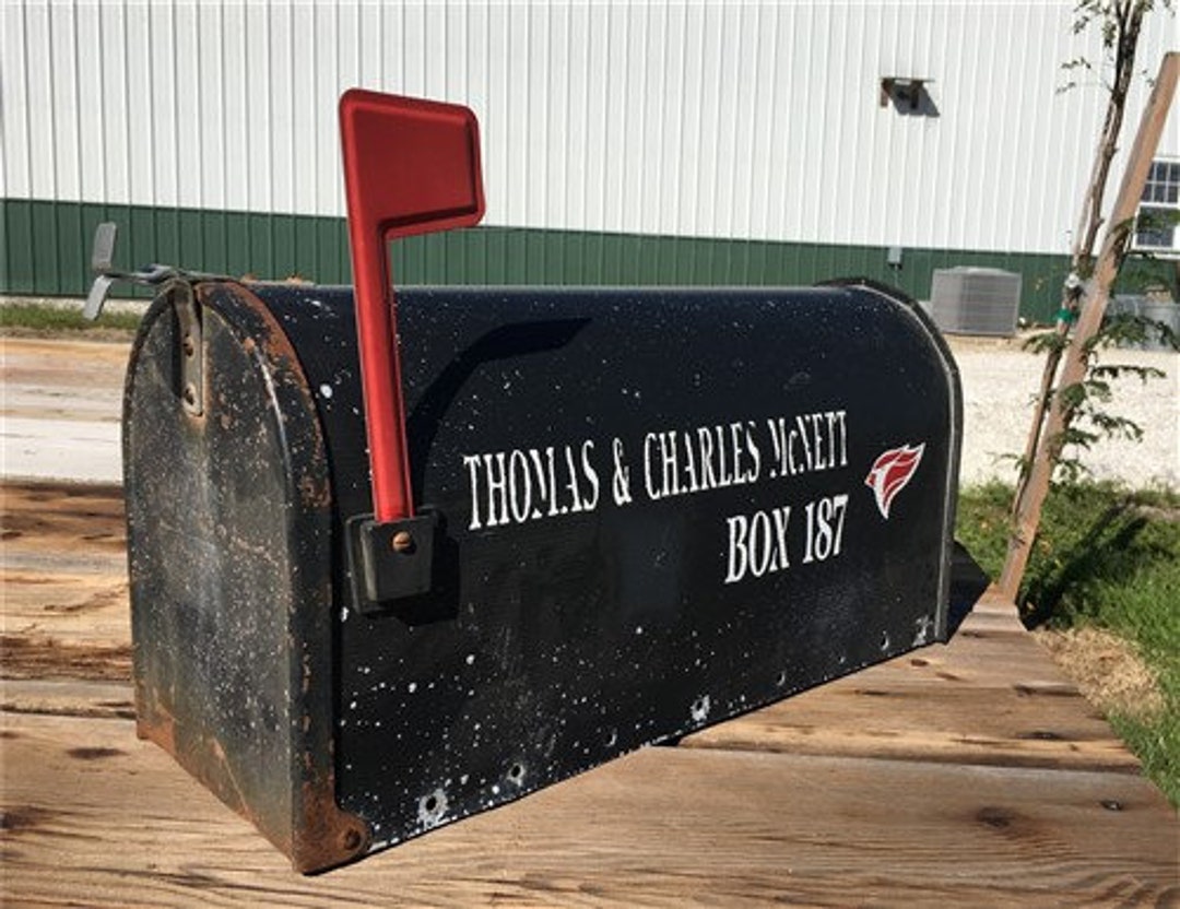 Classic Metal US Mailbox Country Road Farm House Old School Vintage ...