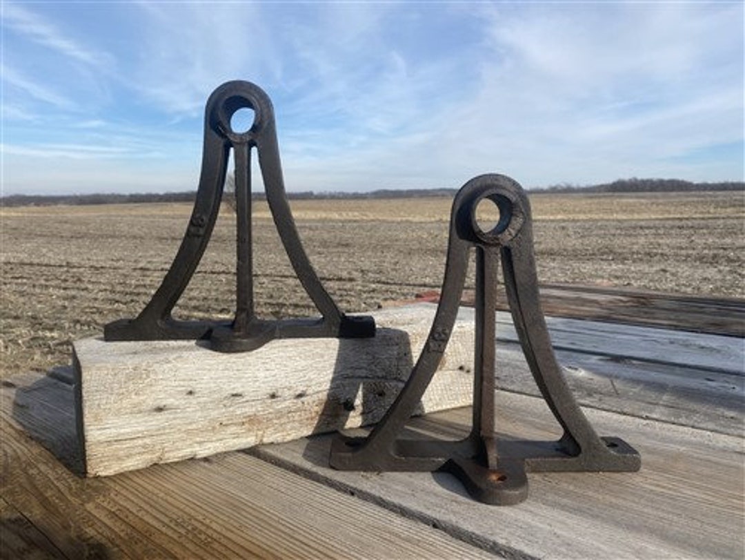 2 Cast Iron Line Shaft Brackets, Industrial Machine Age Vintage Hangers ...