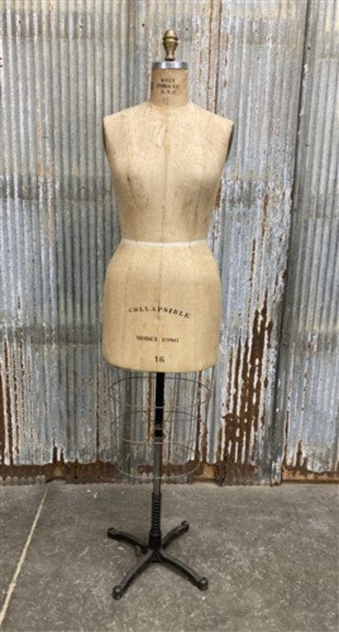 Dress Form, Vintage Clothing Form, Display Mannequin, Wolf Form Co ...