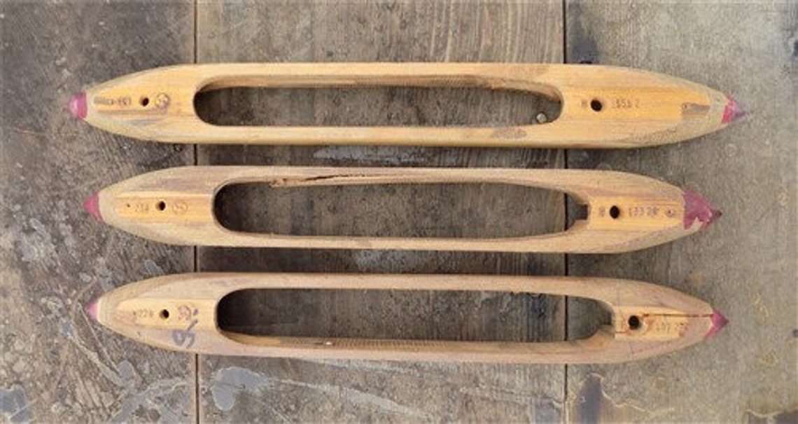 6 Wooden Weaving Loom Boat Shuttles Metal Tip Vintage | Etsy