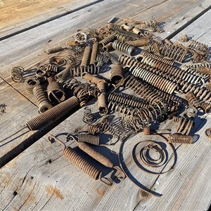 Metal Compression Tension Springs, Spiral Coil Steampunk Vintage ...