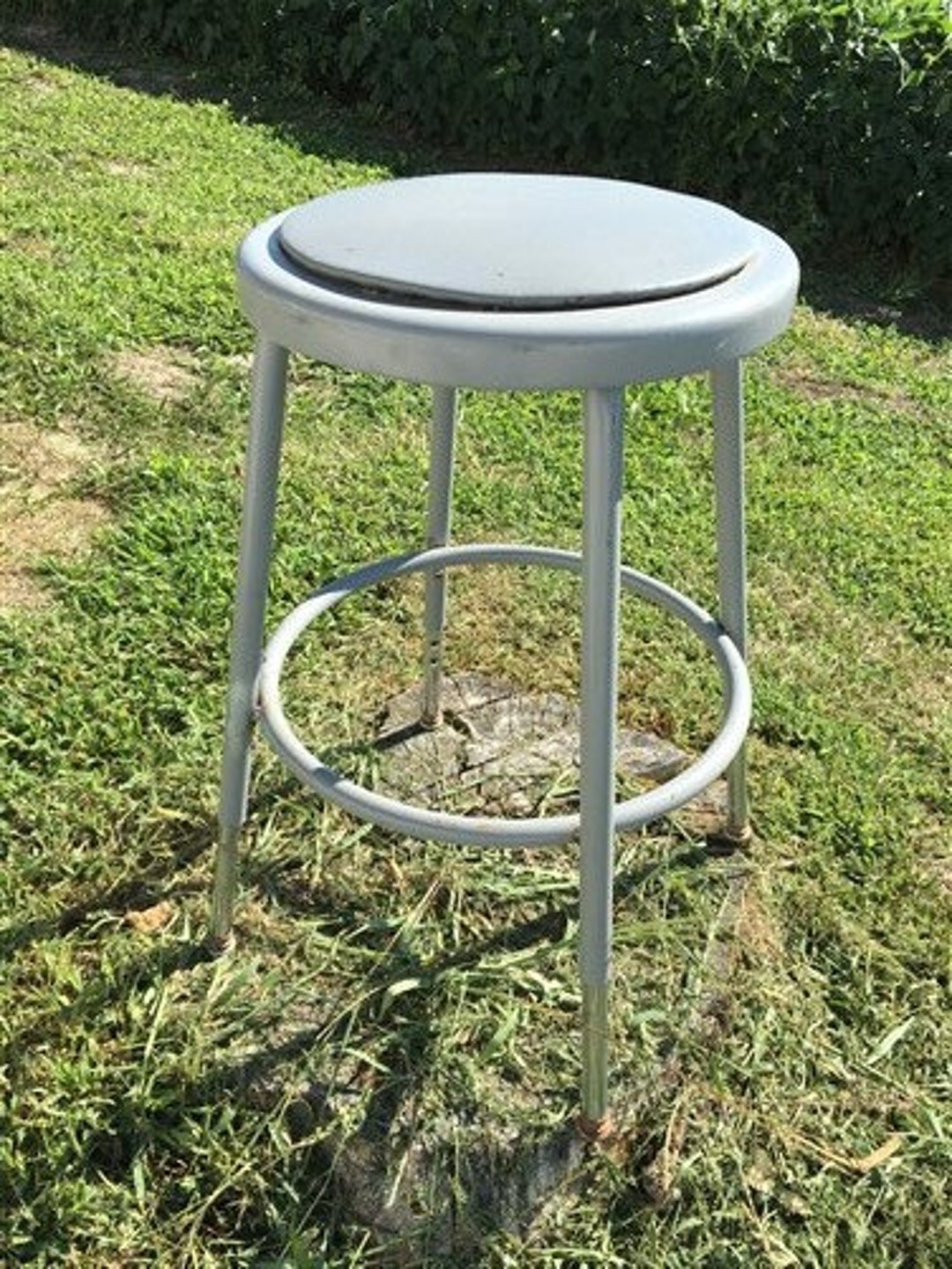 Industrial Gray Metal Drafting Stool Round Adjustable Metal Factory ...
