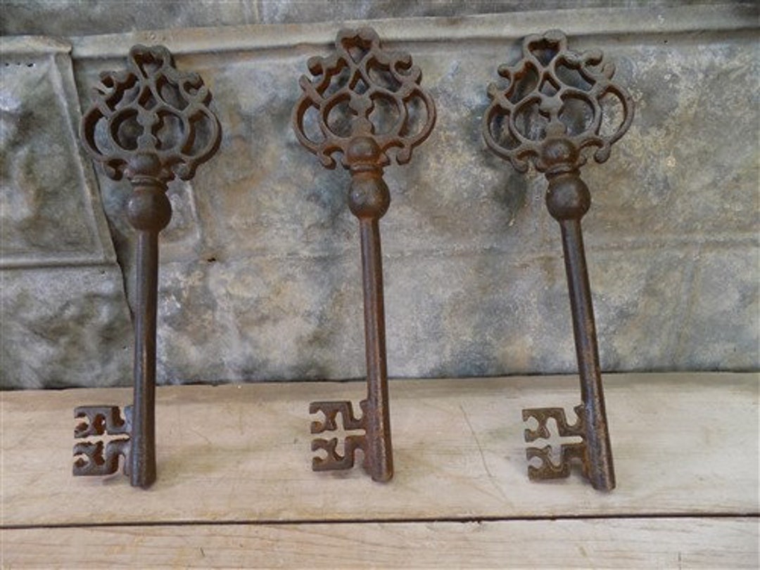 3 Large Cast Iron Skeleton Keys, Victorian Lock Hardware, Steampunk ...