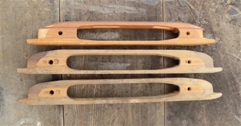 6 Wooden Weaving Loom Boat Shuttles Metal Tip Vintage - Etsy