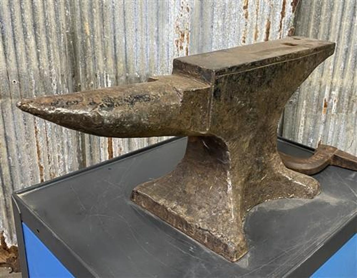 Vintage Blacksmith Anvil W/hardy Tool, 127 Lb Forging Anvil Depose ...