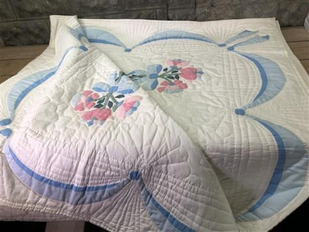 Pink Blue Floral Bouquet Hand Stitched Applique Homemade Quilt, Vintage ...