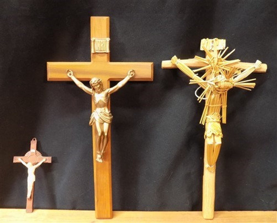 3 Crosses Crucifix INRI Chapel Catholic Church Redemptoristine Nuns ...